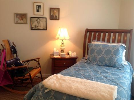 Peregrine Senior Living at Crimson Ridge in Rochester, NY